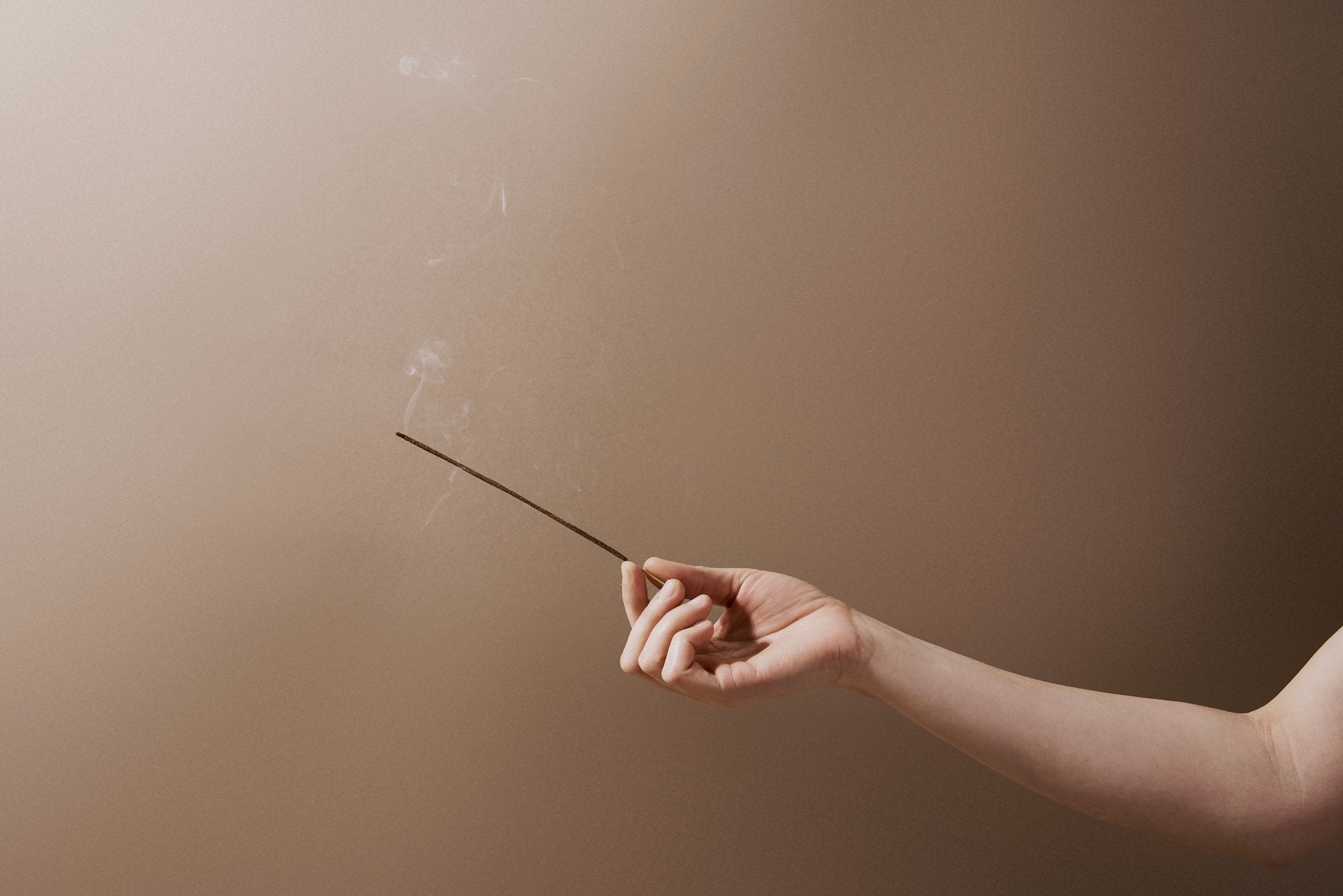 3 therapeutic reasons to add incense to your routine – Looshi